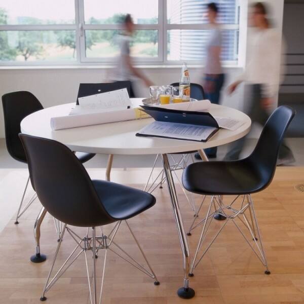 Contemporary Retro Molded Style Black Accent Plastic Dining Shell Chai ...